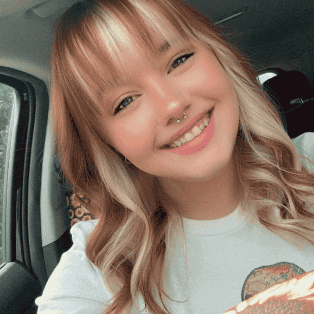 Jade Stewart - Paragon School of Pet Grooming